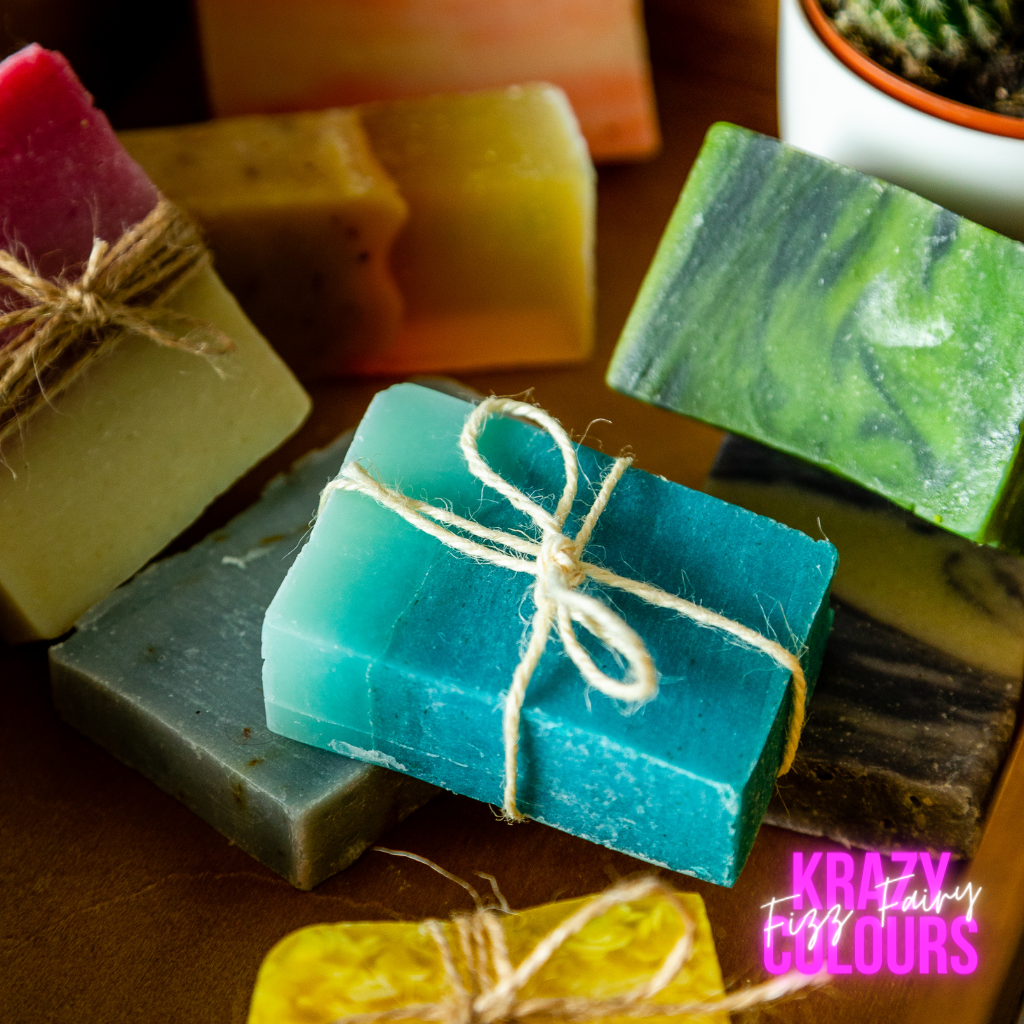 "No Sweat" Clear Soap Base - Melt & Pour – Fizz Fairy Krazycolours Inc.